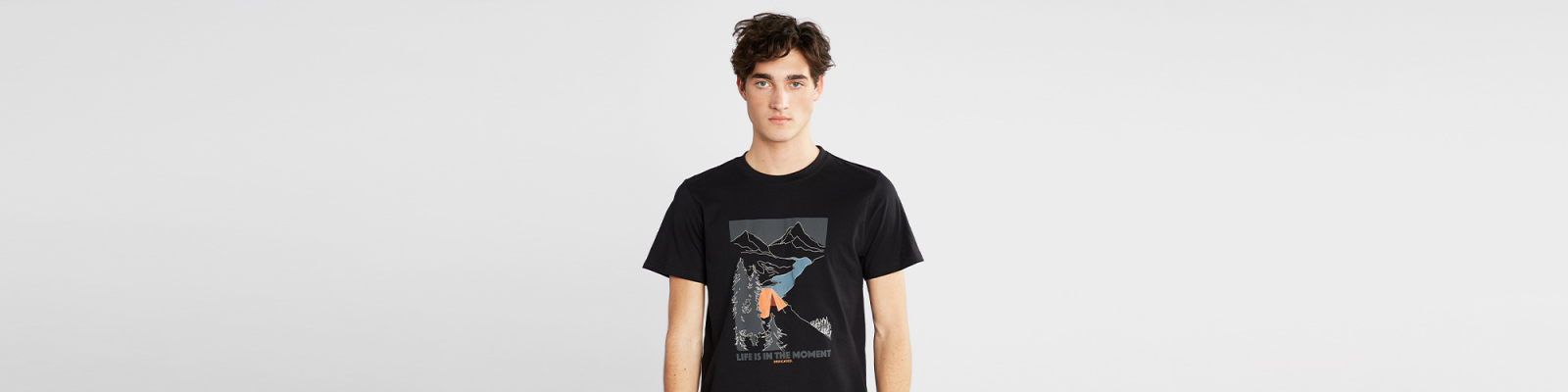 T-Shirts - Kaufe nachhaltige T-Shirts von DEDICATED